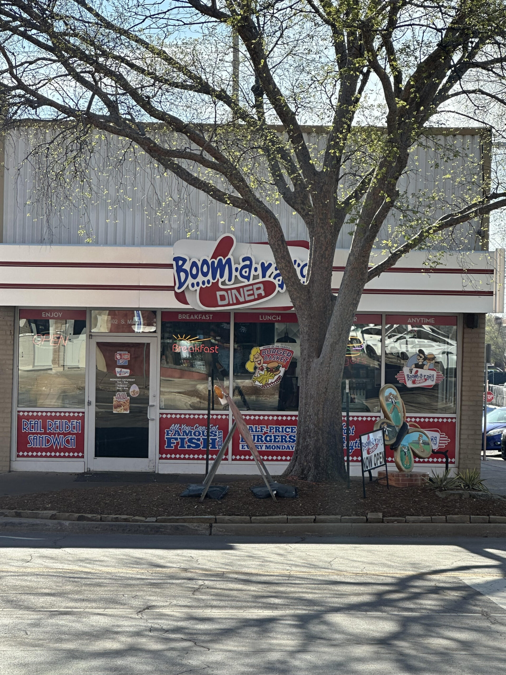 Neighbor-in-the-Know: Boomarang